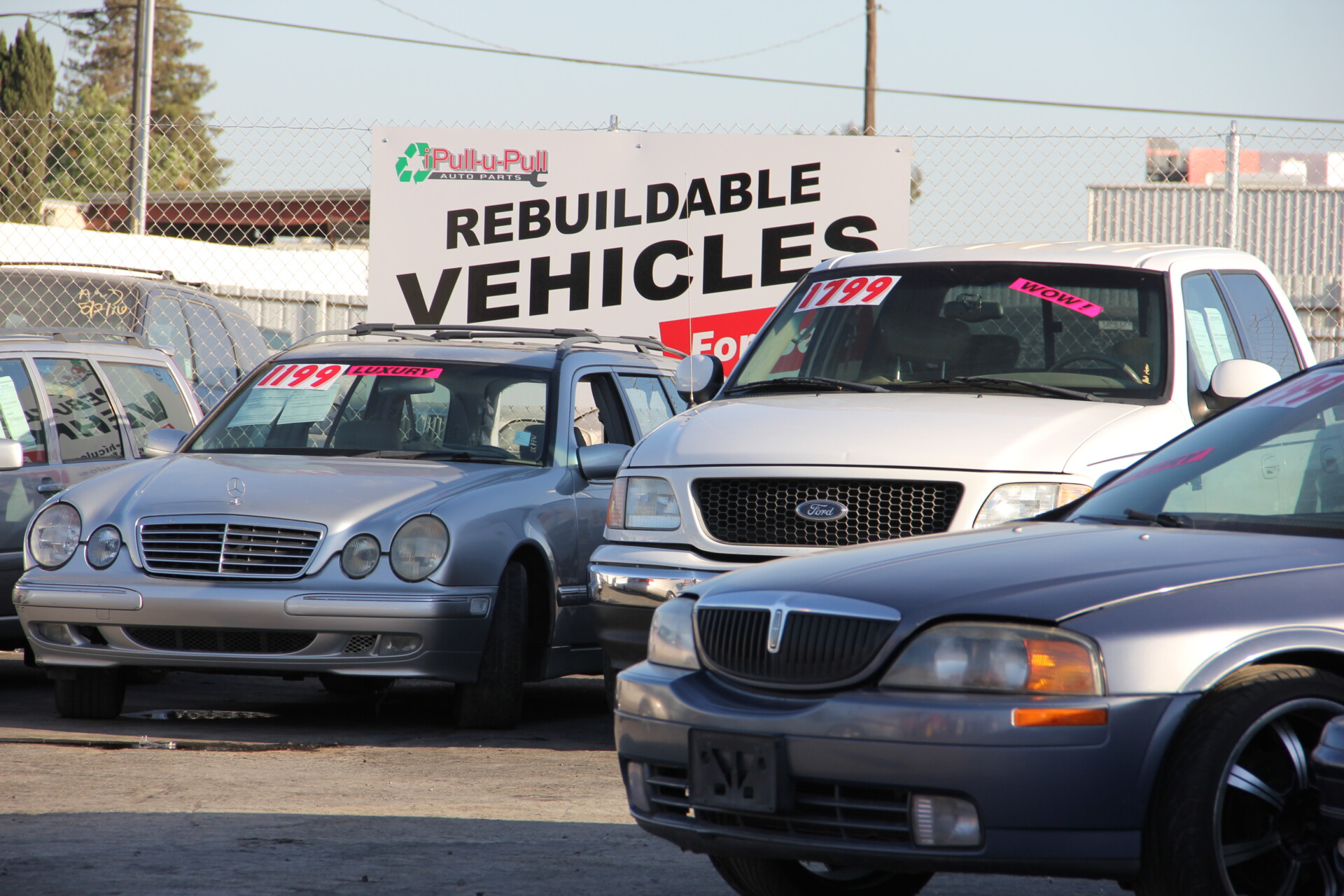 Scrap Cars for Sale for Rebuild: Classic Junk Autos in California